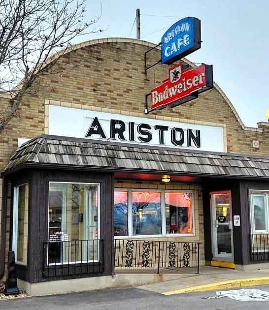 tiny illinois cafe locals ftr