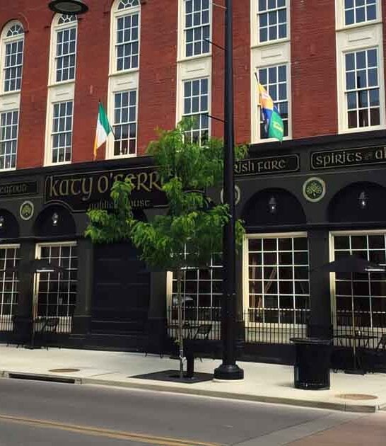 tiny missouri irish pub ftr