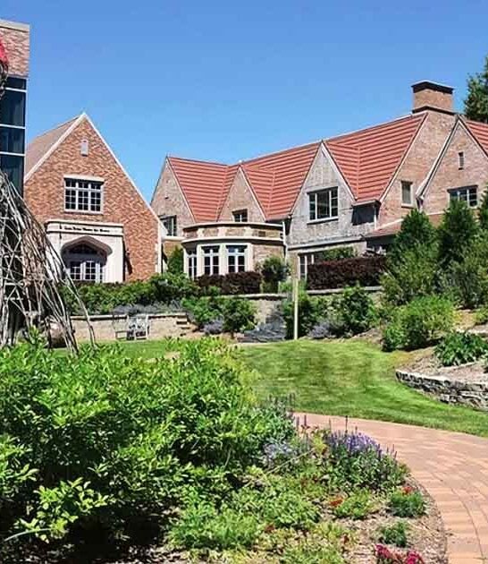 tiny wisconsin art museum ftr