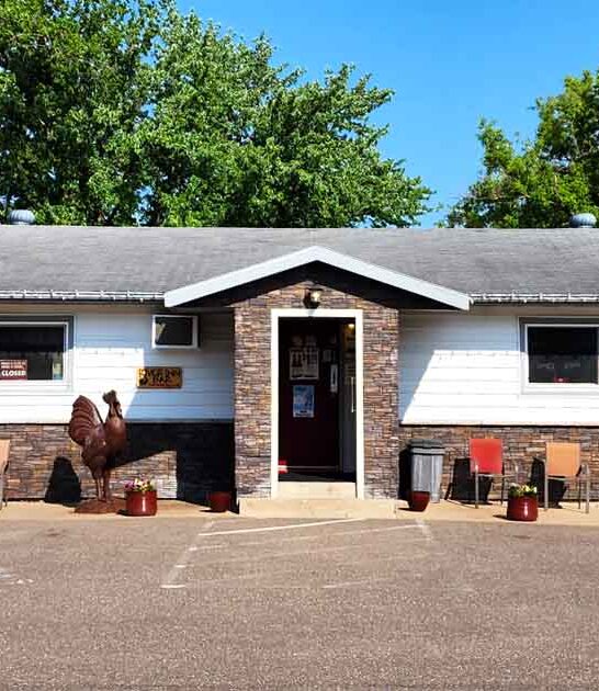 tiny wisconsin wing restaurant ftr