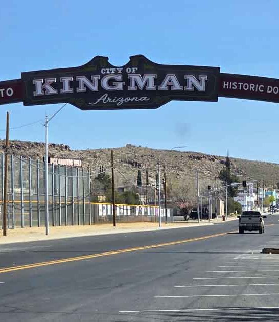 town arizona retro vibes ftr