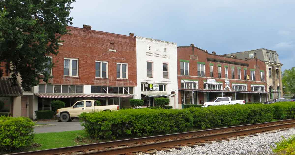 These 10 Quiet Towns In Florida Are Where You Go When You Want To Disappear