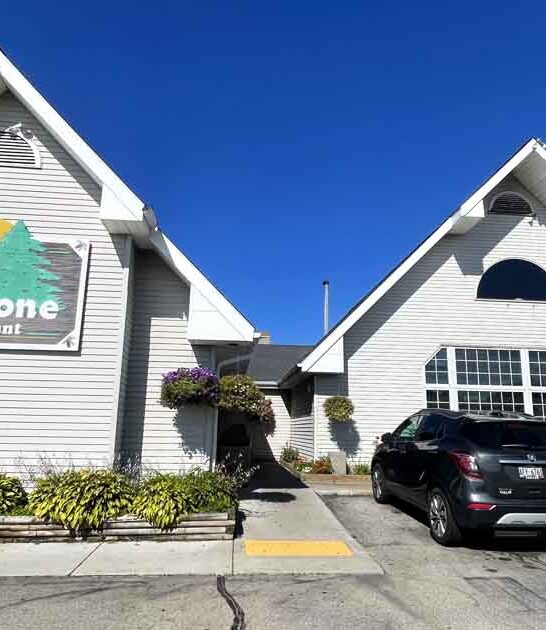 unassuming wisconsin diner scratch ftr