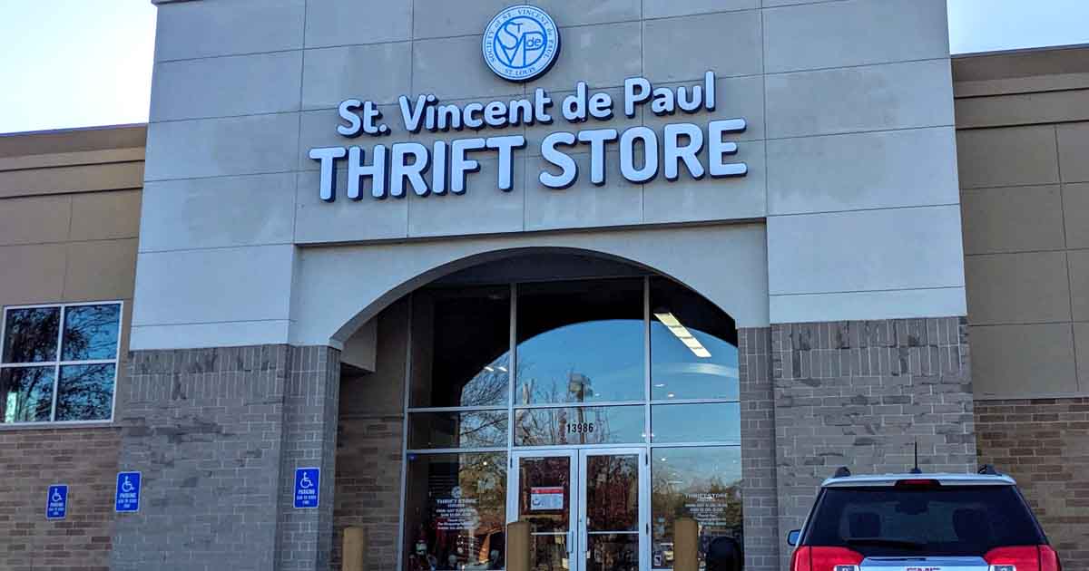 The Unbelievable Thrift Store In Missouri You Have To See To Believe
