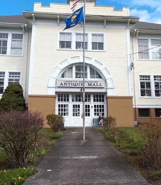 vintage antique shop oregon ftr