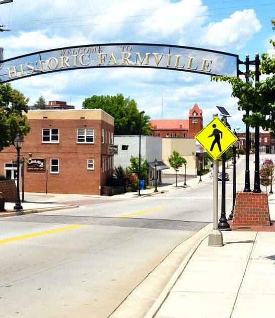 virginia lovely eccentric town ftr