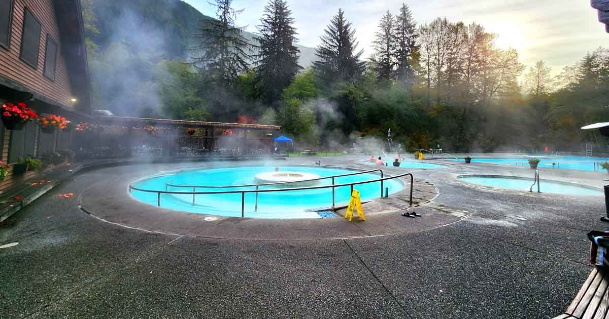 Drop Everything And Visit This Magical Hot Spring In Washington Before ...