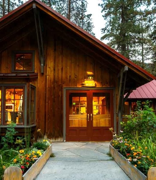 You&rsquo;ll Feel A Million Miles Away At These 7 Nature-Filled Weekend Getaways In Washington
