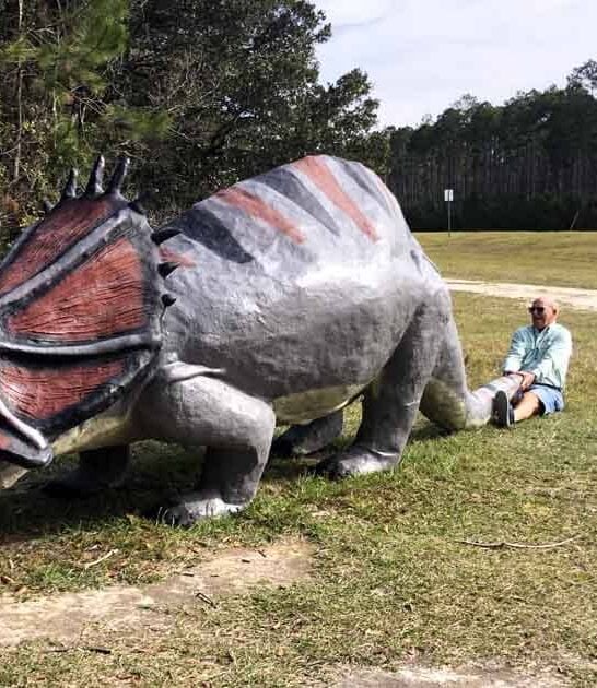 10 Wonderfully Weird Hidden Gems In Alabama That Are Totally Worth The Trip