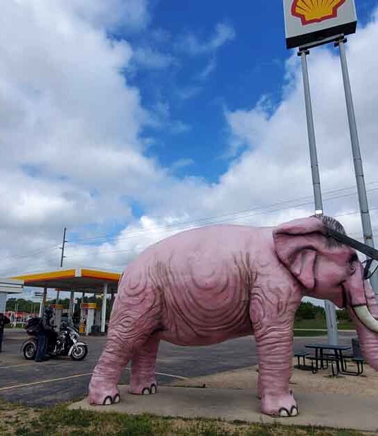 weird roadside stops wisconsin ftr