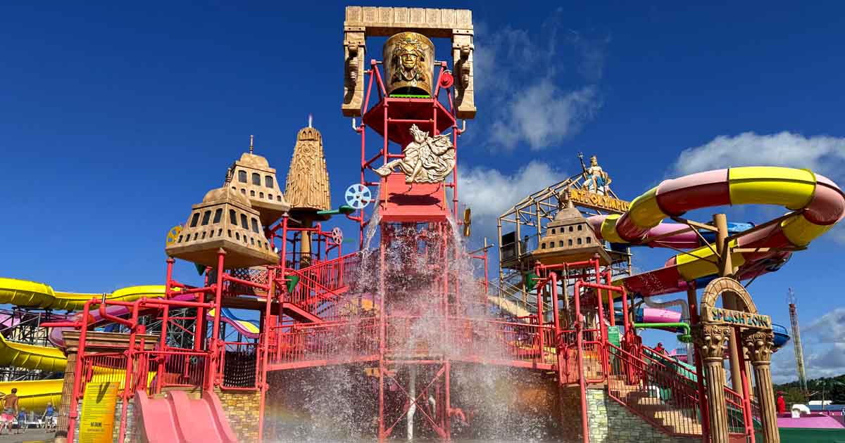 The Massive Wisconsin Amusement Park That Will Make You Feel Like A Kid ...