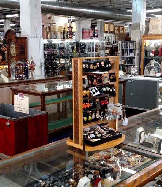 wisconsin antique shop collectors ftr