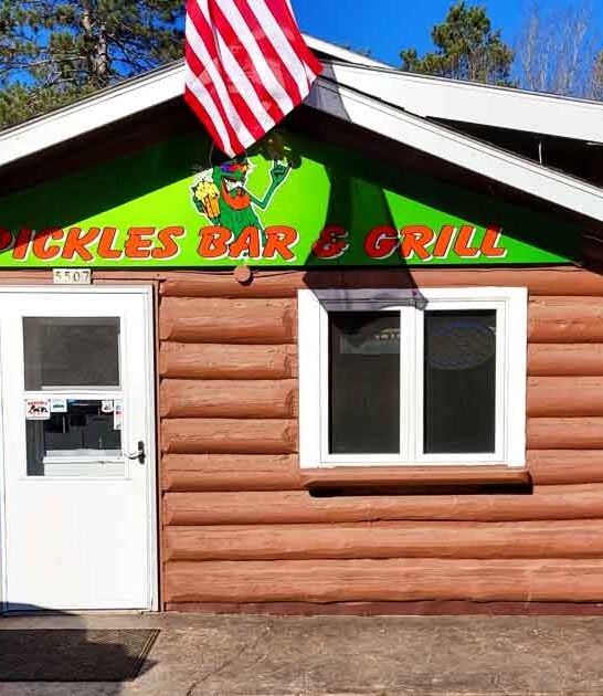 This Hole-In-The-Wall Wisconsin Burger Joint Is Worth The Drive