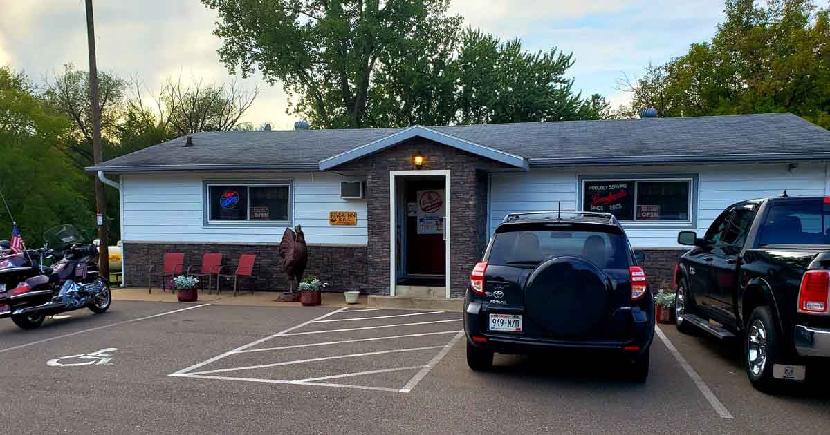 The Chicken Wings At This Low-Key Wisconsin Restaurant Are Worth Every Mile