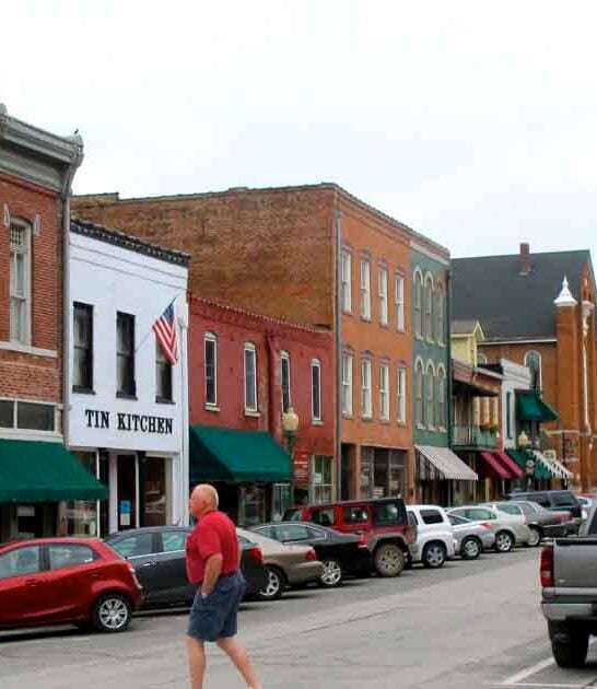 wonderfully eccentric town missouri ftr