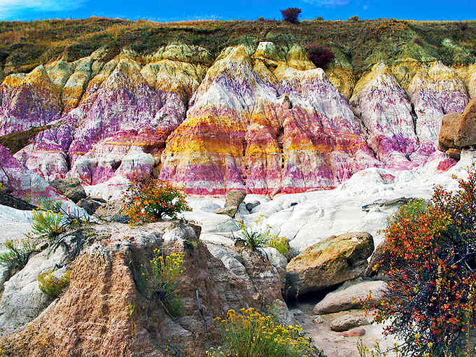 When geology decides to show off, you get rock formations that look like a painter's fever dream come true.