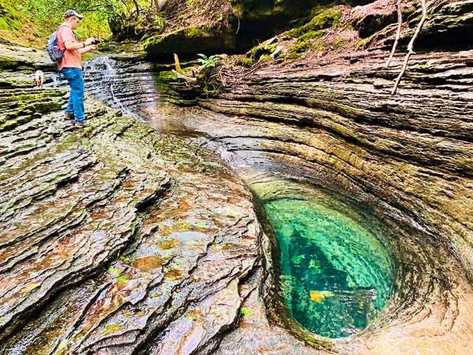 When Mother Nature decides to create her own infinity pool, she doesn't mess around with the color palette.