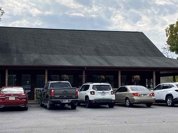 When the parking lot looks like this, you know the locals have spoken and the verdict is delicious.