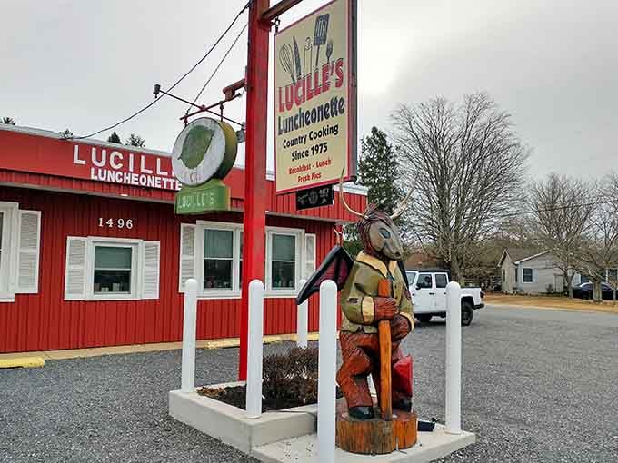 The sign promises country cooking since 1975, and boy, do they deliver on that delicious pledge every single day.