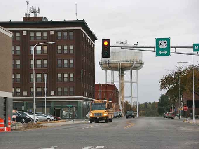 Downtown Albert Lea serves up architectural eye candy that costs absolutely nothing to admire and appreciate.