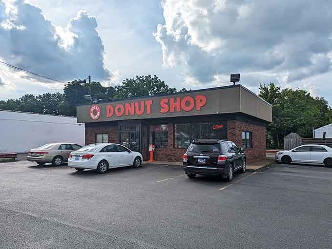 When the parking lot's this packed, you know the locals have spoken and the verdict is delicious.