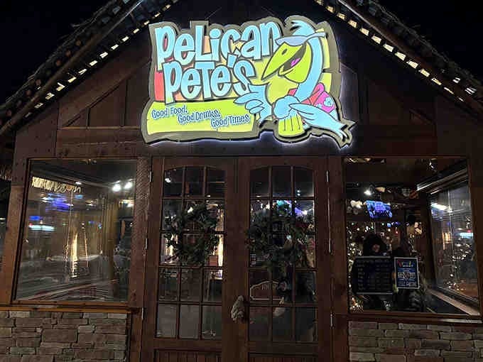 That cheerful pelican knows exactly what he's doing, luring you toward tropical bliss in landlocked Georgia.