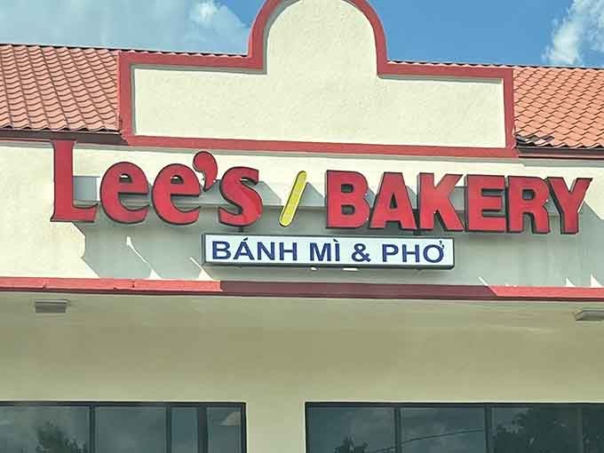 The kind of place where the sign tells you everything you need to know: b&aacute;nh m&igrave; and pho done right.