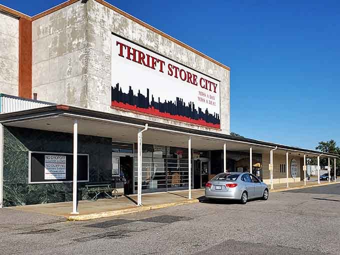 Plenty of parking spaces mean you won't circle the lot endlessly before beginning your epic thrift store expedition inside.