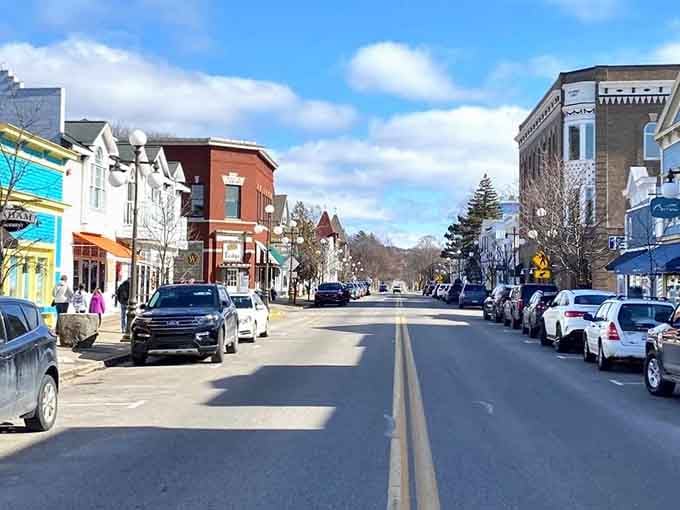 Main Street magic that makes you wonder if someone's secretly directing traffic for a rom-com shoot.