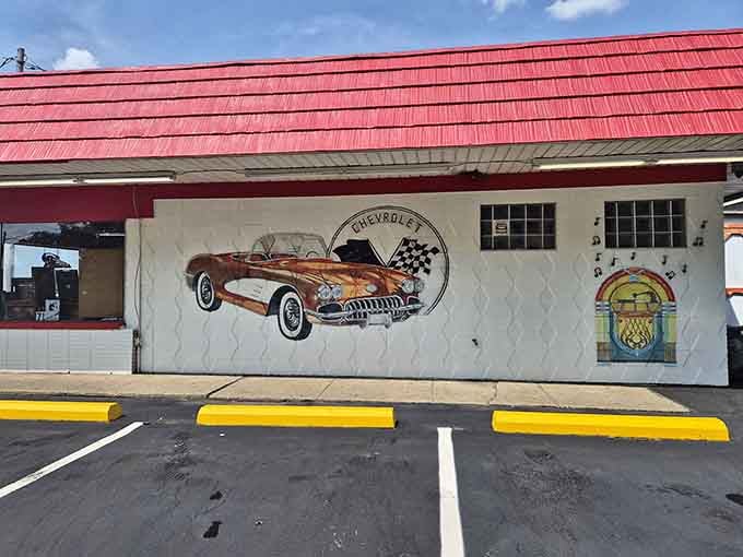 Rock-Cola 50's Cafe wears its heart on its sleeve, or rather, painted beautifully across its classic exterior.
