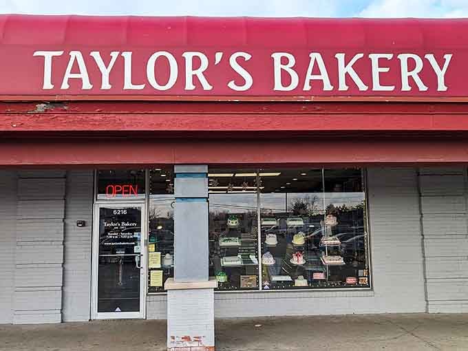 That bright red awning isn't just for show; it's been guiding sugar-seekers to happiness since the Roaring Twenties.