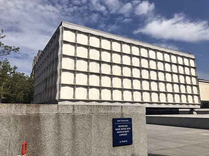 The World's Largest Rare Book Collection Is Hiding Right Here In ...