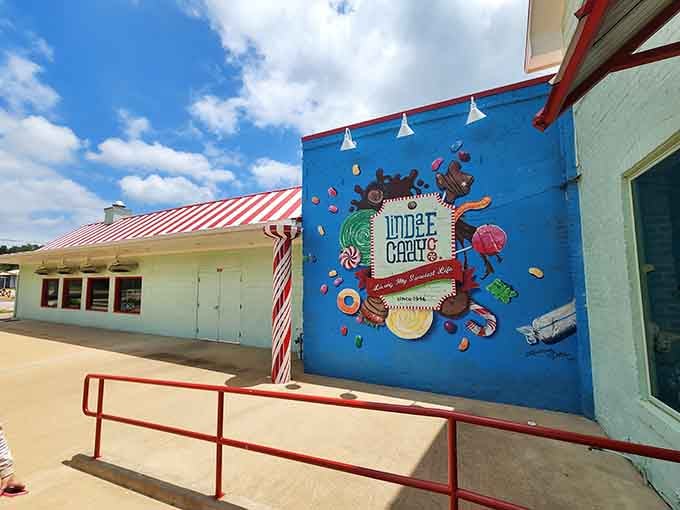 That red and white striped awning is basically a siren song for anyone with a sweet tooth.