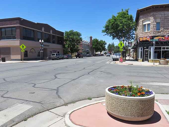 Wide streets and mountain views remind you that small-town Colorado still exists beyond the tourist traps.