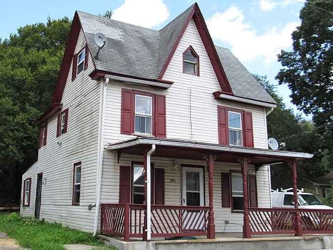 Front porches that actually get used, a concept so revolutionary it might just catch on again.