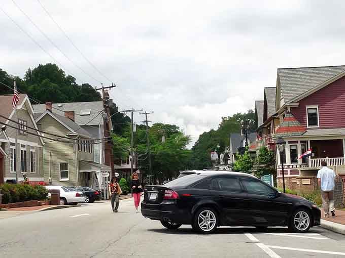 These charming streets have been welcoming visitors since colonial times, and honestly, they've only gotten better with age.