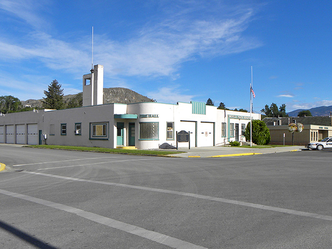 The town's Art Deco city hall stands proud, proving that even government buildings can have serious architectural personality and charm.