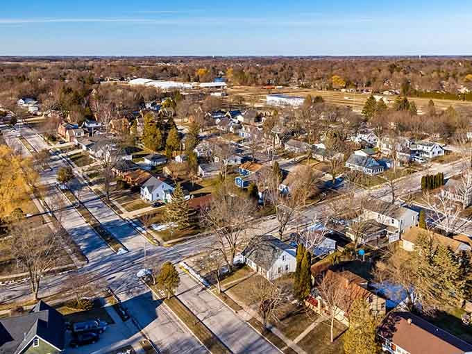 From above, Cedarburg spreads out like a perfectly preserved postcard, proving small towns still know how to do charm right.