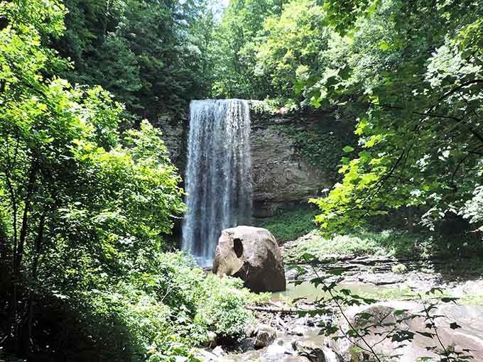 When a waterfall looks this perfect, you start wondering if Mother Nature has an Instagram account too.