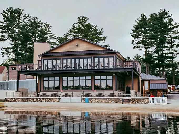 Relax by the water with a flavorful meal while taking in the serene scenery at this charming Massachusetts lakeside destination.