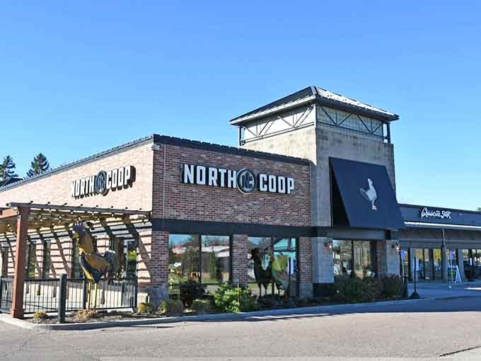 That covered outdoor seating area is calling your name, especially when the weather cooperates and the chicken's hot.