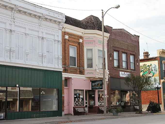 Downtown Aledo serves up architectural eye candy that costs absolutely nothing to admire and appreciate daily.