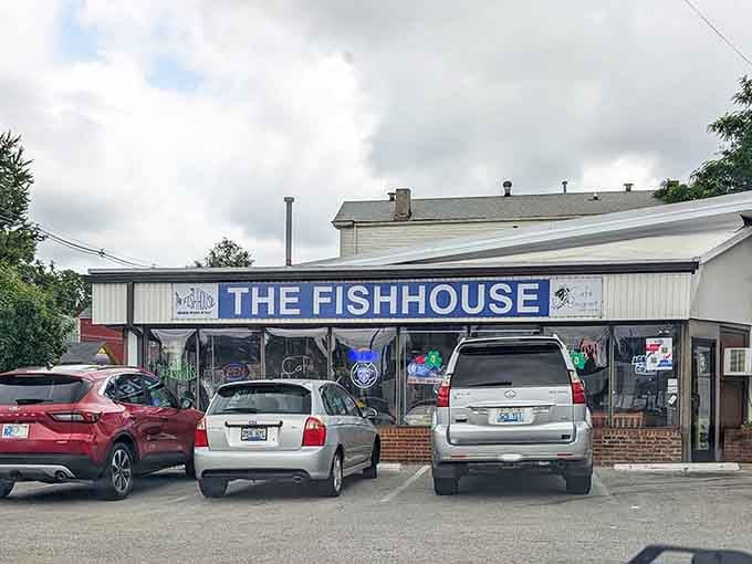That unassuming exterior hides some of the best fried fish in Louisville—sometimes the best treasures come in simple packages.