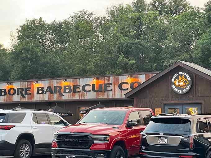 When the parking lot's this full, you know the locals have spoken about what's worth eating.