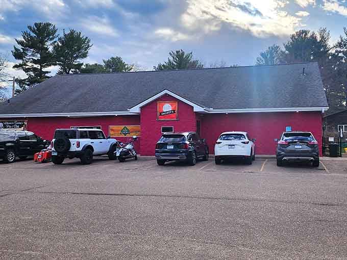 When the parking lot's this full, you know the locals have spoken with their stomachs.