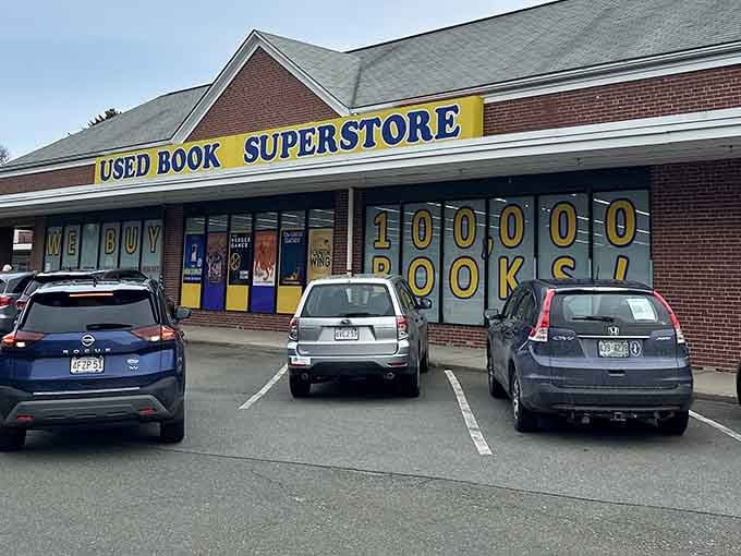 That yellow and blue sign isn't subtle, but when you're housing 100,000 books, why whisper about it?