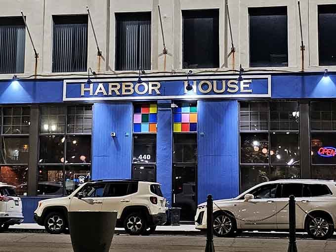 Harbor House stands proud on Clinton Street, ready to prove landlocked doesn't mean flavor-locked.