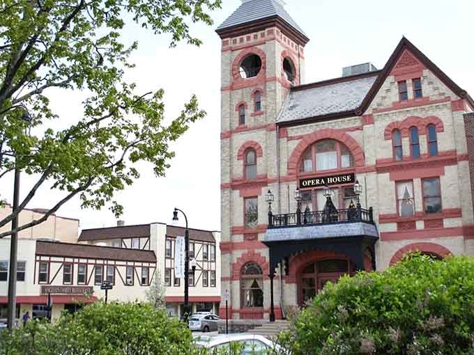 That pink and gray Romanesque beauty isn't just posing for postcards, it's still bringing culture to the masses nightly.