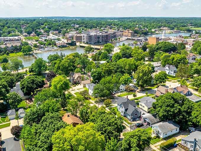 St. Charles spreads along the Fox River like a postcard that forgot it was supposed to exaggerate.