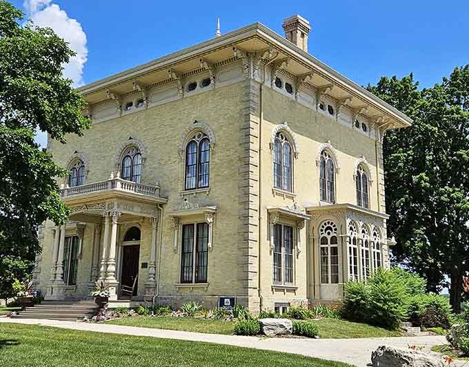 When your mansion looks this good from every angle, you know someone spared absolutely no expense back in the day.